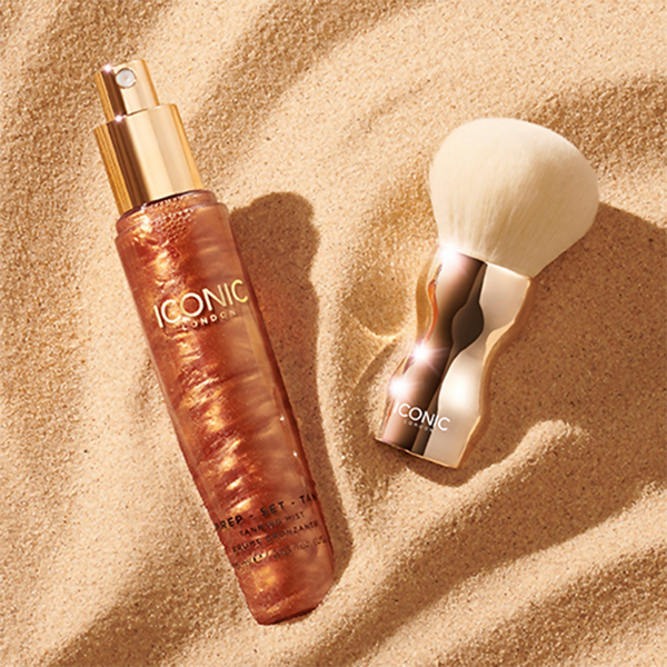 Buy Iconic London Tan And Buff Brush Online at Best Price | Distacart