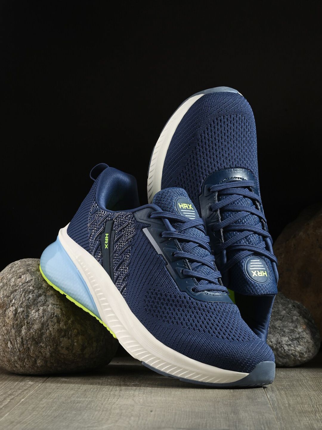 Buy HRX by Hrithik Roshan Men Aircube Non-Marking Running Shoes Online ...