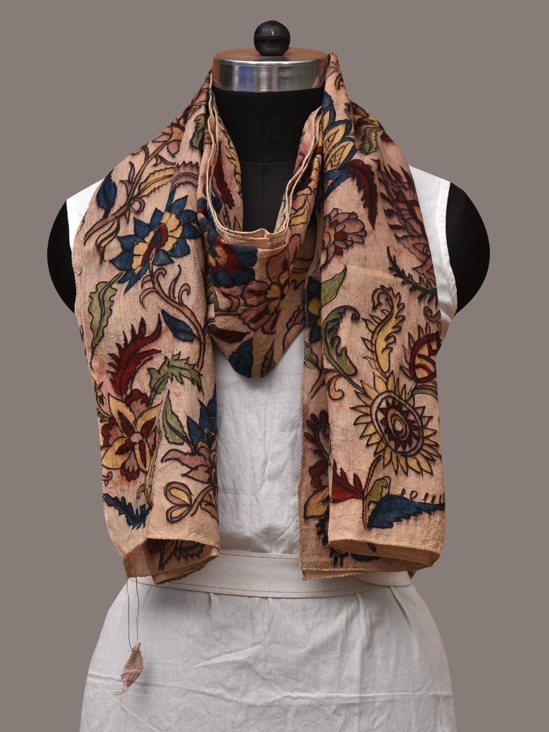 Buy Cream Kalamkari Hand Painted Sico Stole with Floral Design - Global ...