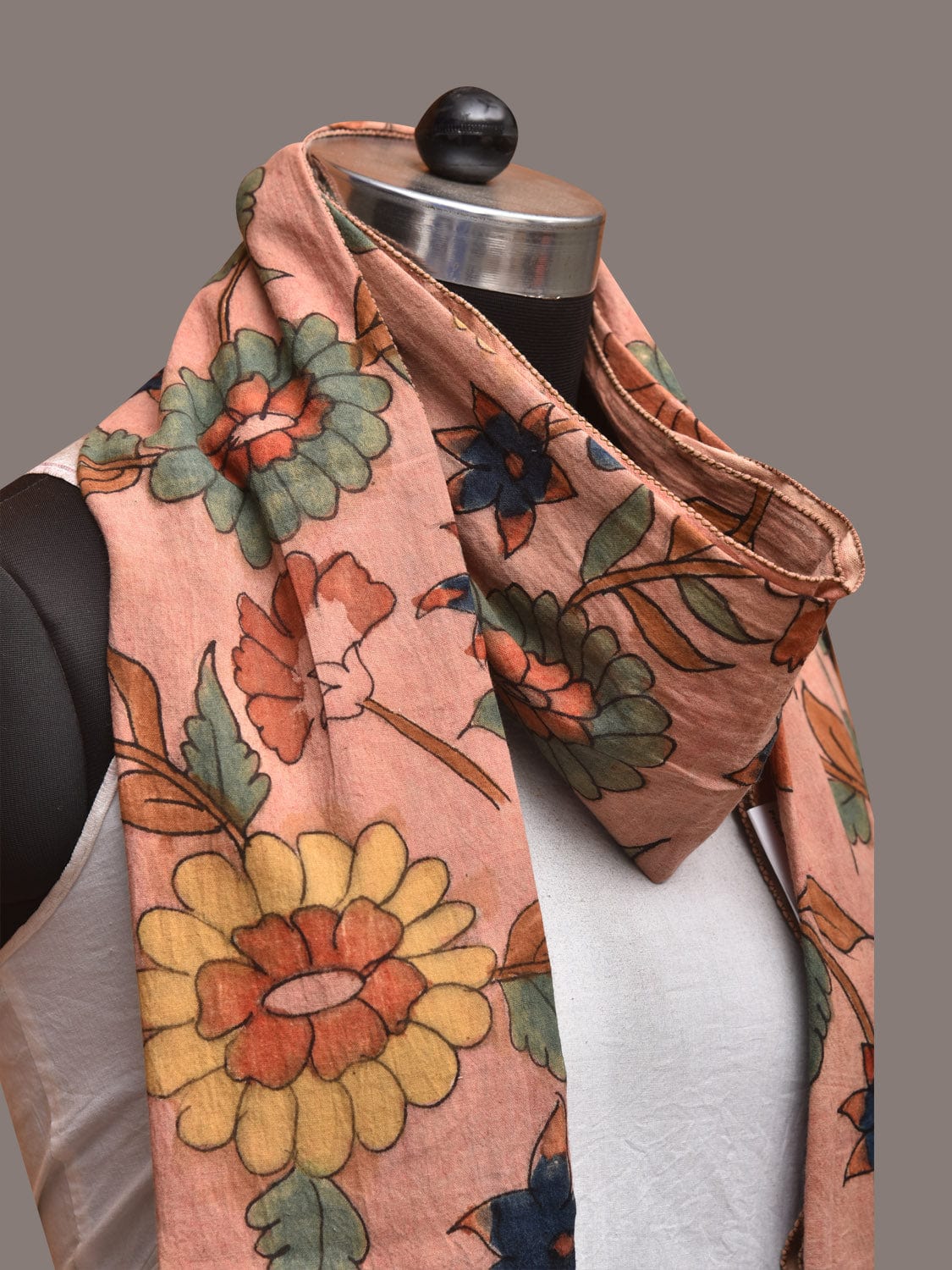 Buy Peach Kalamkari Hand Painted Sico Stole with Floral Design - Global ...