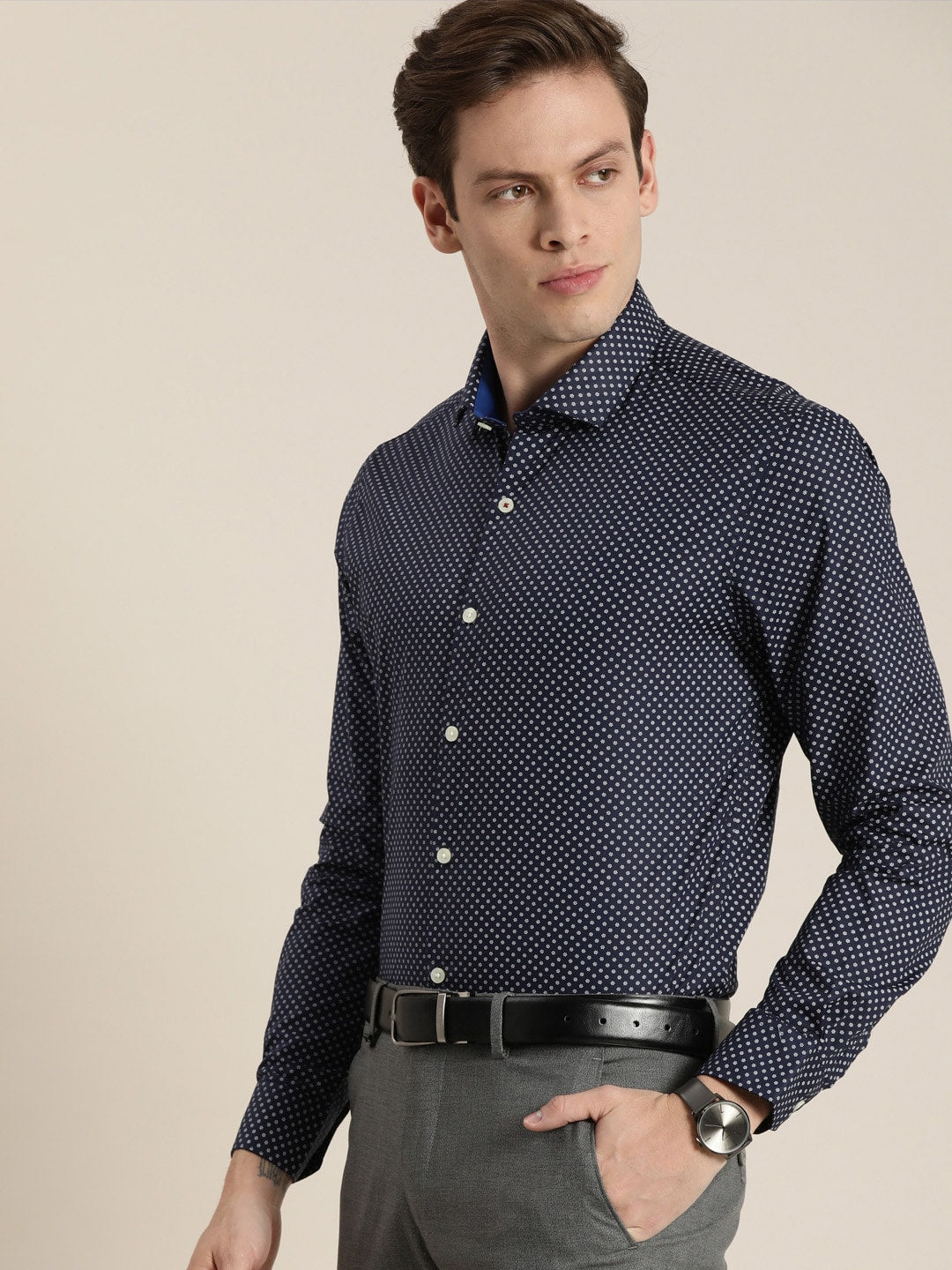 INVICTUS Men Navy Blue & White Printed Slim Fit Sustainable Formal Shirt