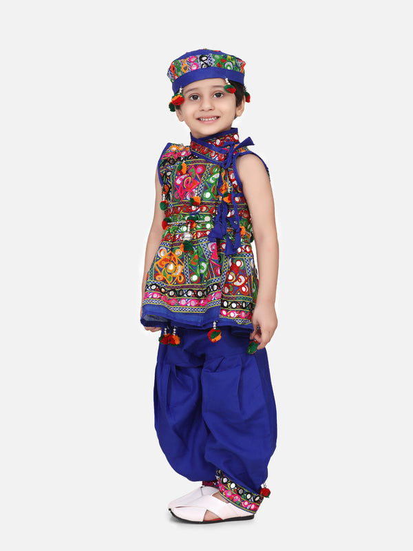Buy NOZ2TOZ Kids Navratri Embroidered kediya with Dhoti and Cap for ...