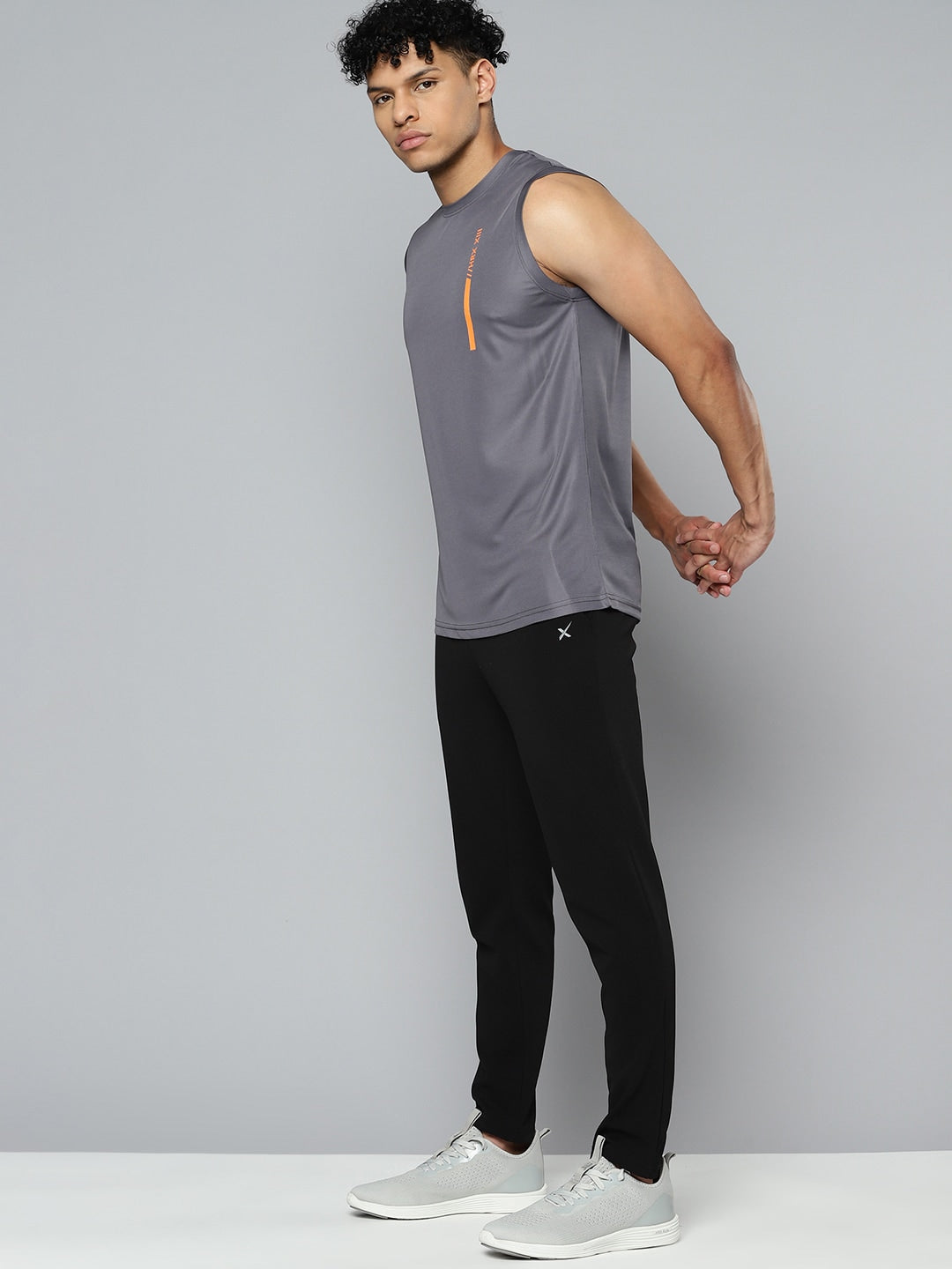description hrx by hrithik roshan printed rapid dry training or gym t ...